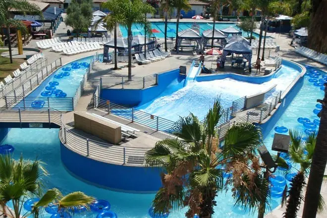the wave waterpark