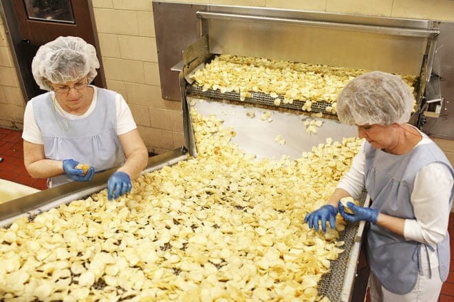 utz potato chip factory tour