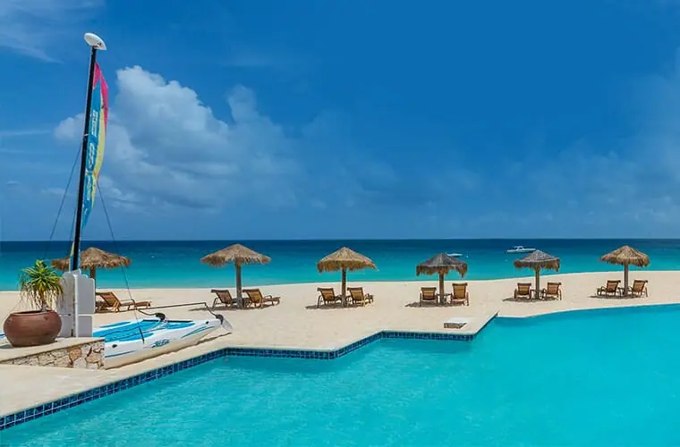 Frangipani Beach Resort (Anguilla)
