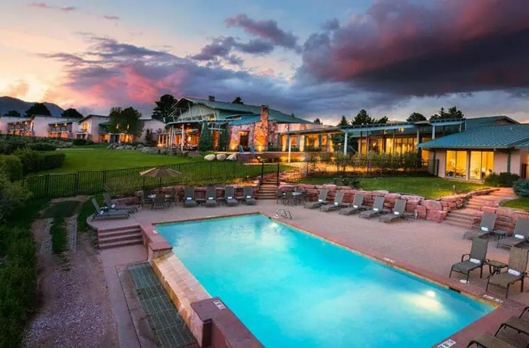 garden of the gods resort and club