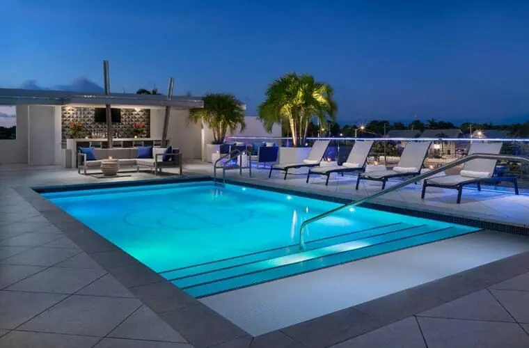 h2o suites hotel