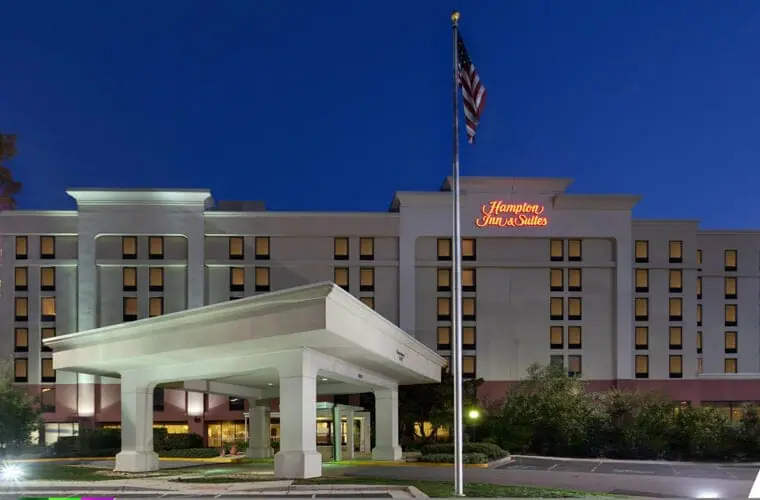 hampton inn & suites alexandria old town area south