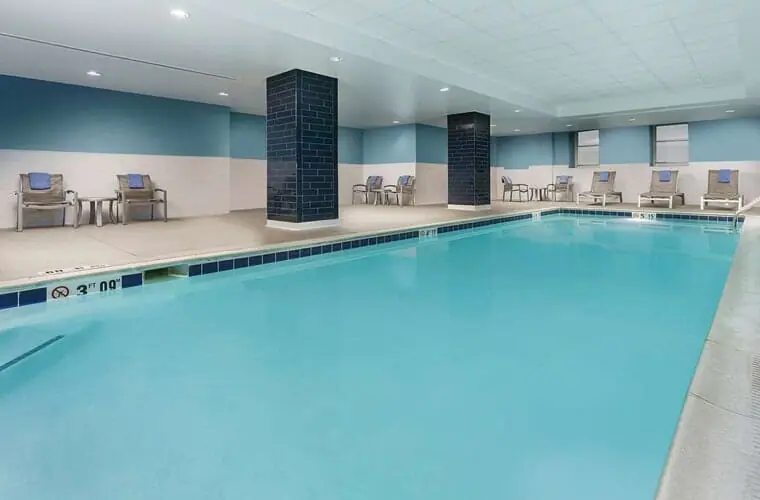 hampton inn & suites baltimore inner harbor