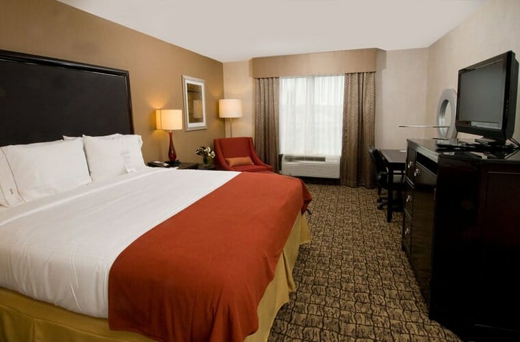 Holiday Inn Express & Suites Alexandria-Fort Belvoir