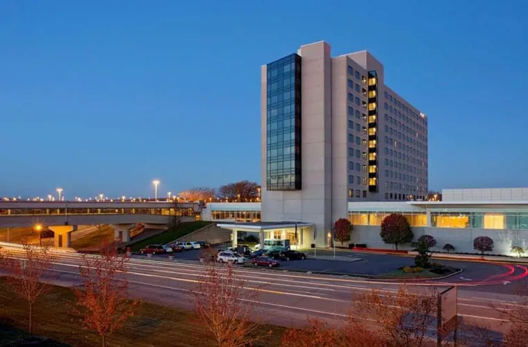 hyatt regency pittsburgh international airport