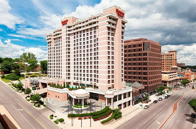 sheraton suites country club plaza