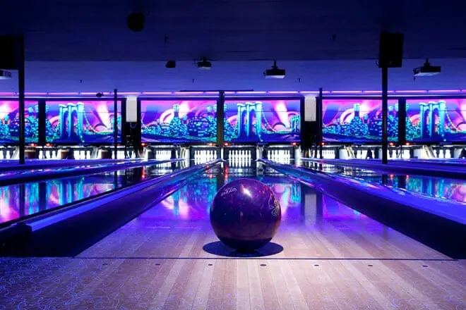 the alley at southshore