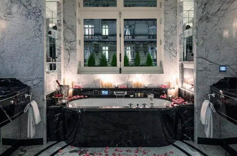 the peninsula paris