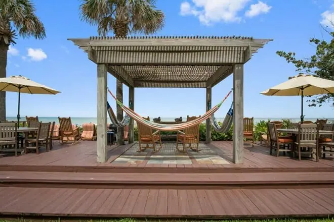 beach place guesthouses