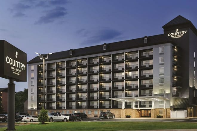 country inn & suites by radisson, pigeon forge south, tn