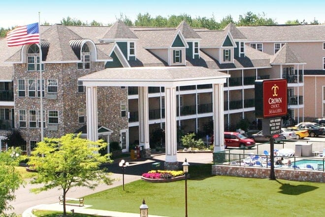 Crown Choice Inn & Suites Lakeview & Waterpark