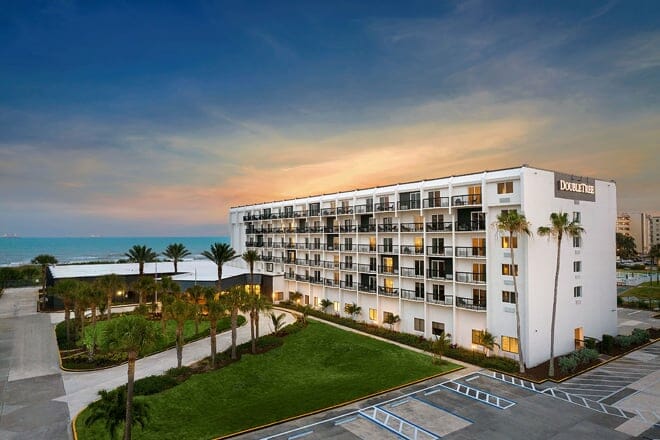 doubletree by hilton hotel cocoa beach oceanfront