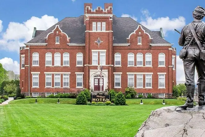federal pointe inn