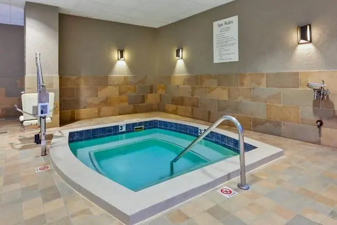 holiday inn grand rapids downtown