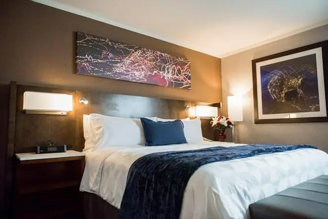 holiday inn long beach airport