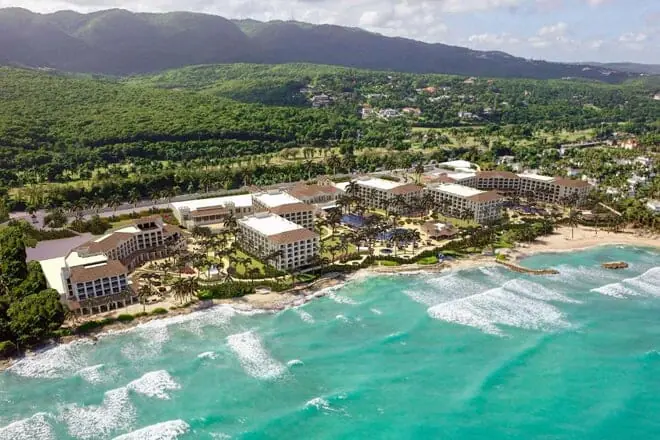hyatt zilara rose hall