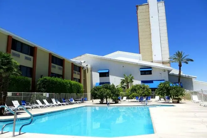 laughlin river lodge