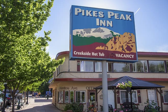 pikes peak inn