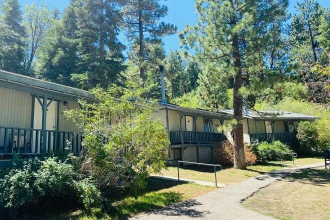 pine knot guest ranch