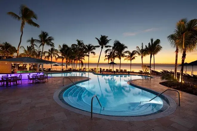 Postcard Inn Beach Resort & Marina