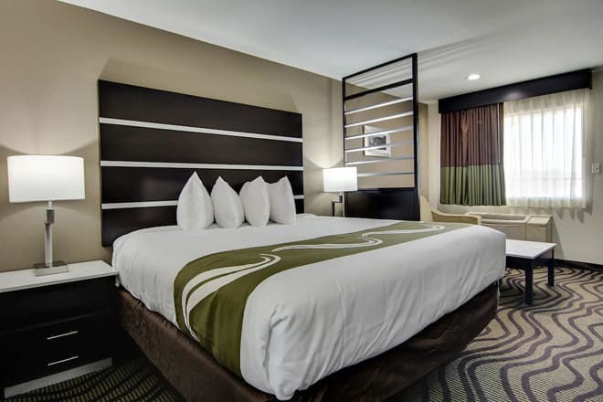 quality inn & suites athens