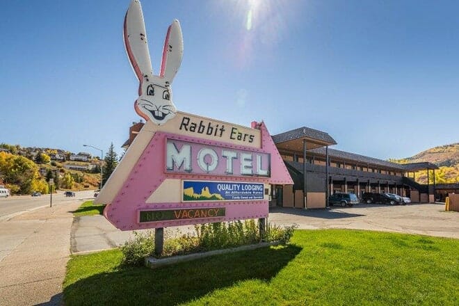 rabbit ears motel