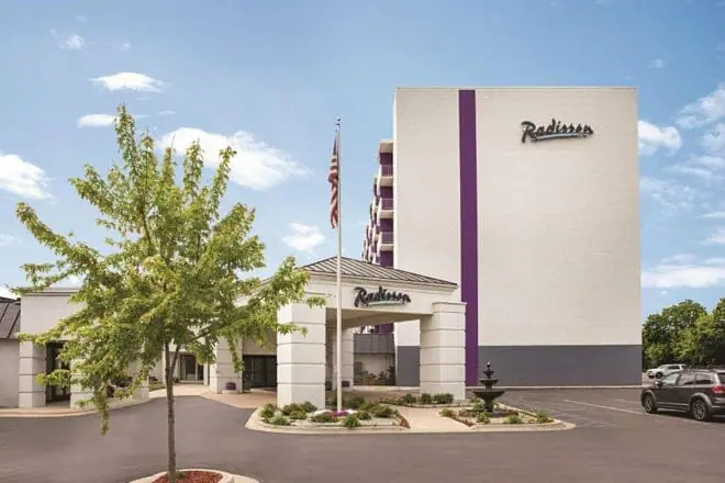 radisson hotel grand rapids riverfront