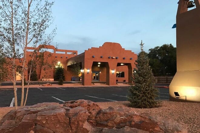 taos valley lodge