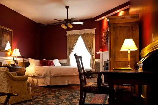 the inn on broadway
