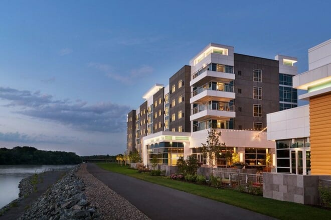 the landing hotel at rivers casino & resort