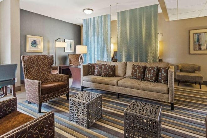 12 Hotel Terbaik di Tallahassee, FL — Hotel dengan Nilai Tertinggi untuk Menginap!