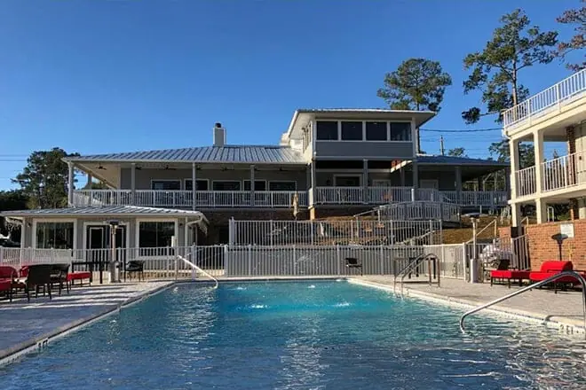 seven hills suites