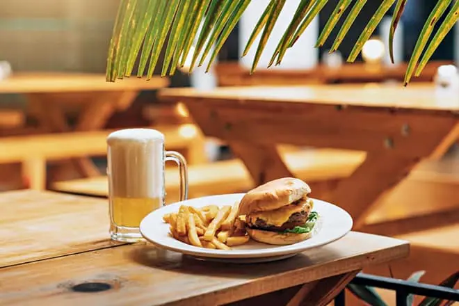 caribe burger & grill