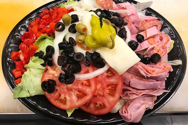 red brick deli