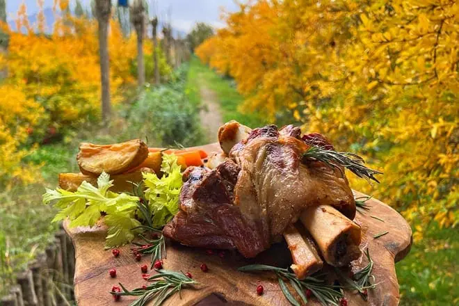 restaurant uka farm
