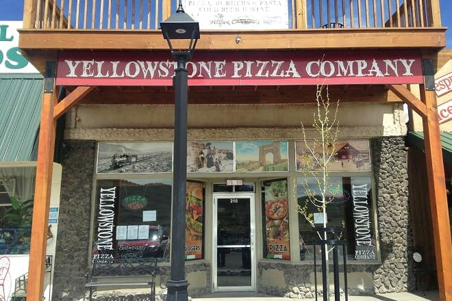 yellowstone pizza company