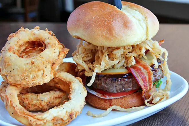 conrad’s restaurant & alehouse