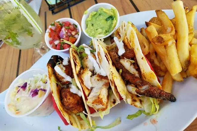 Mango’s Dockside Bistro