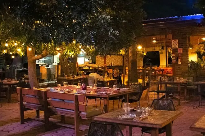 Metate Cabo