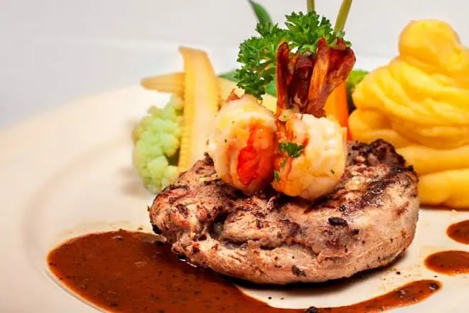 mozzarella restaurant & bar