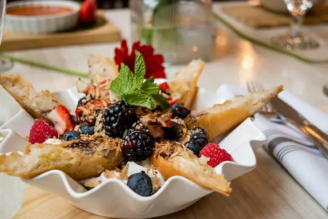 5 thai bistro