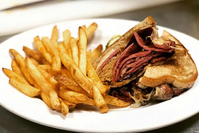 blue oak oyster bar and grill