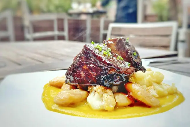 cava tapas and wine bar