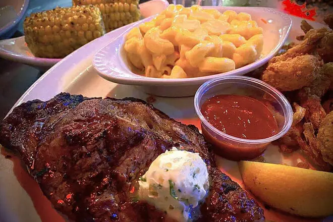 colton’s steak house and grill