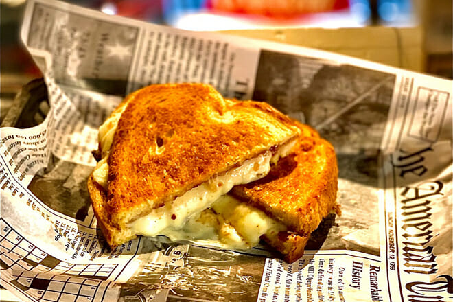 cheesy bob grilled cheese