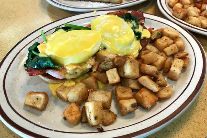 Mary Ann's Diner