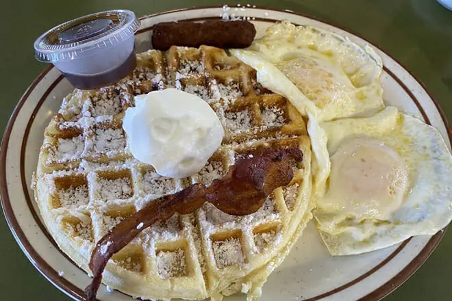 Bob and Earl’s Cafe
