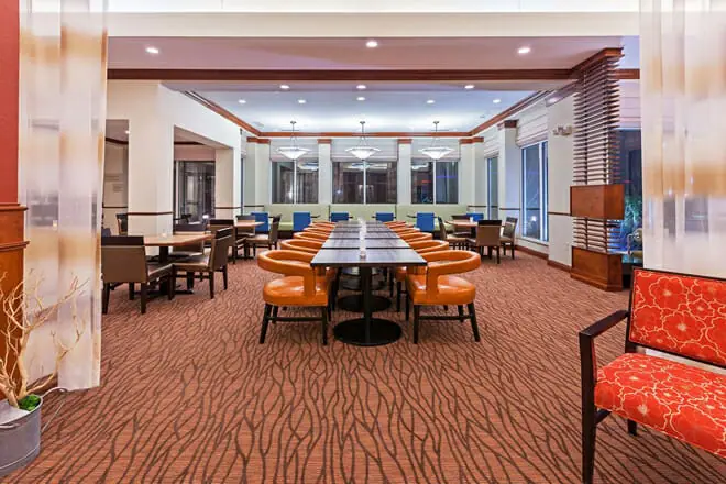 Hilton Garden Inn Dining