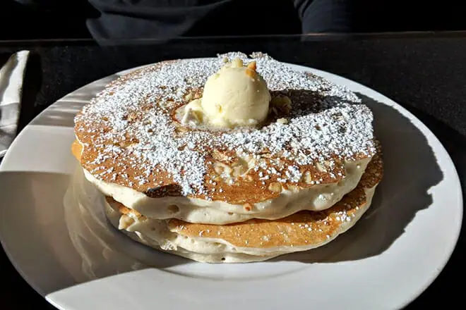 Kula Bistro