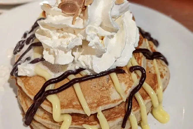 Another Broken Egg Cafe